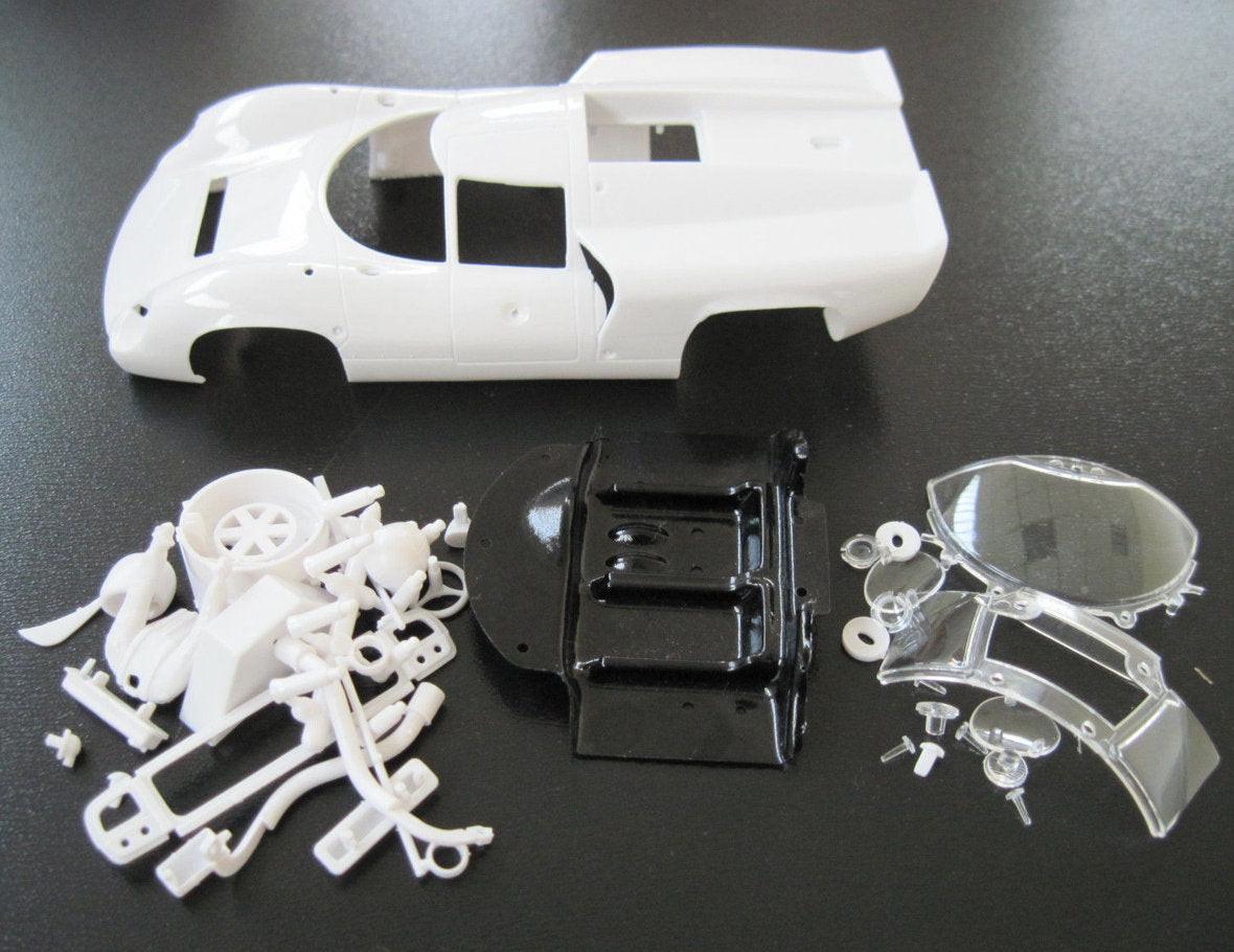 Thunderslot BOK001 Lola T70 MkIII White Unpainted Body Kit 1/32 Slot ...