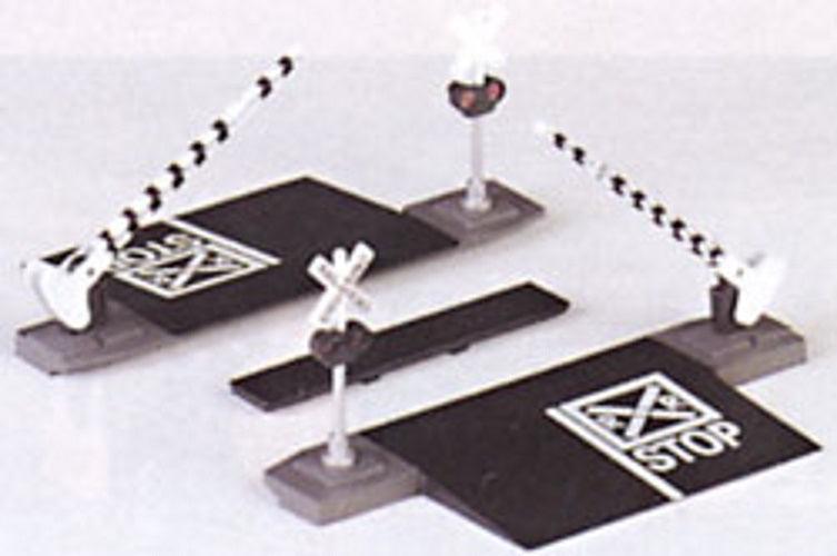 Bachmann 46720 N Scale Dual Road Crossing Gates | PowerHobby